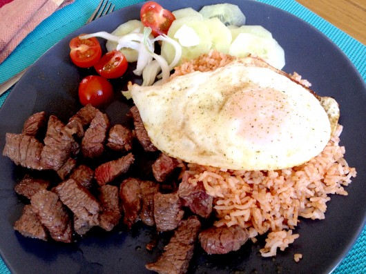 La simple et merveilleuse recette du bœuf loc lac (miam)